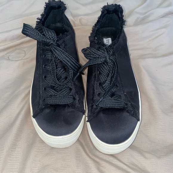 Steve Madden | Shoes | Steve Madden Greyla Black Satin Platform ...